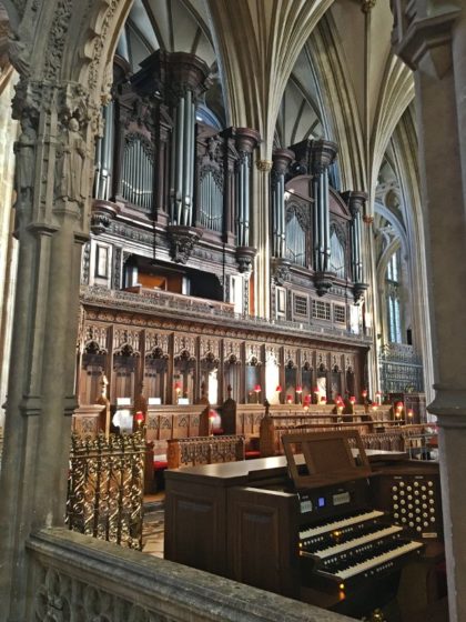 Bristol Cathedral Temporary Organ Installation - Viscount Organs