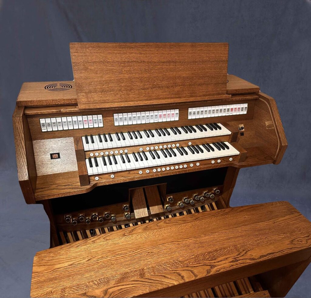 Eminent DCS 386 - Viscount Organs