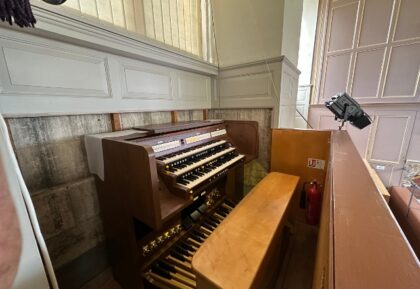 Voicing Oxford’s Sheldonian Theatre digital organ - Viscount Organs